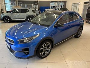 Синий Киа XCeed 2021 в Рига, объемом двигателя 1.60 л и пробегом 127 тыс. км за 15500 €, фото 3 на AUTOMOTO.COM.LV
