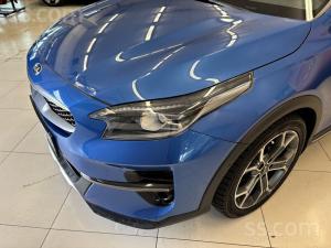 Синий Киа XCeed 2021 в Рига, объемом двигателя 1.60 л и пробегом 127 тыс. км за 15500 €, фото 7 на AUTOMOTO.COM.LV
