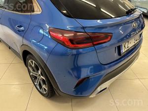 Синий Киа XCeed 2021 в Рига, объемом двигателя 1.60 л и пробегом 127 тыс. км за 15500 €, фото 8 на AUTOMOTO.COM.LV