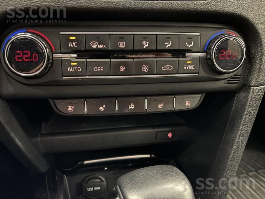 Синий Киа XCeed 2021 в Рига, объемом двигателя 1.60 л и пробегом 127 тыс. км за 15500 €, фото 25 на AUTOMOTO.COM.LV