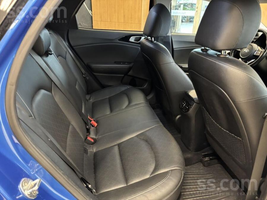 Синий Киа XCeed 2021 в Рига, объемом двигателя 1.60 л и пробегом 127 тыс. км за 15500 €, фото 32 на AUTOMOTO.COM.LV