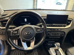 Blue Kia XCeed 2021 in Riga, with an engine capacity of 1.60 L and mileage of 127 thousand km for 15500 €, photo 11 on AUTOMOTO.COM.LV