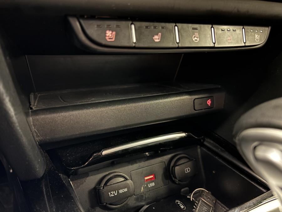 Blue Kia XCeed 2021 in Riga, with an engine capacity of 1.60 L and mileage of 127 thousand km for 15500 €, photo 27 on AUTOMOTO.COM.LV