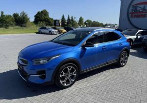 Blue Kia XCeed 2020 in Telschi, with an engine capacity of 1.60 L and mileage of 156 thousand km for 11790 €, photo 5 on AUTOMOTO.COM.LV