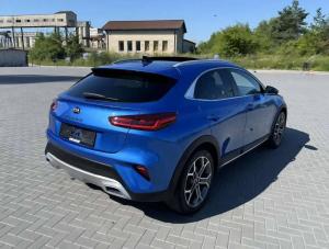 Blue Kia XCeed 2020 in Telschi, with an engine capacity of 1.60 L and mileage of 156 thousand km for 11790 €, photo 9 on AUTOMOTO.COM.LV