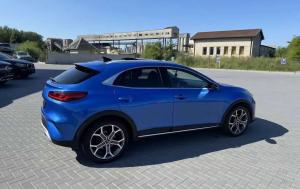 Blue Kia XCeed 2020 in Telschi, with an engine capacity of 1.60 L and mileage of 156 thousand km for 11790 €, photo 10 on AUTOMOTO.COM.LV