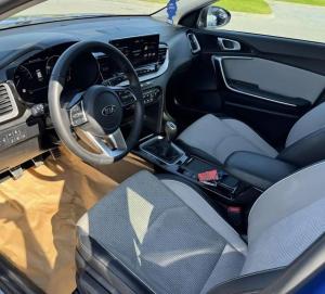 Blue Kia XCeed 2020 in Telschi, with an engine capacity of 1.60 L and mileage of 156 thousand km for 11790 €, photo 12 on AUTOMOTO.COM.LV