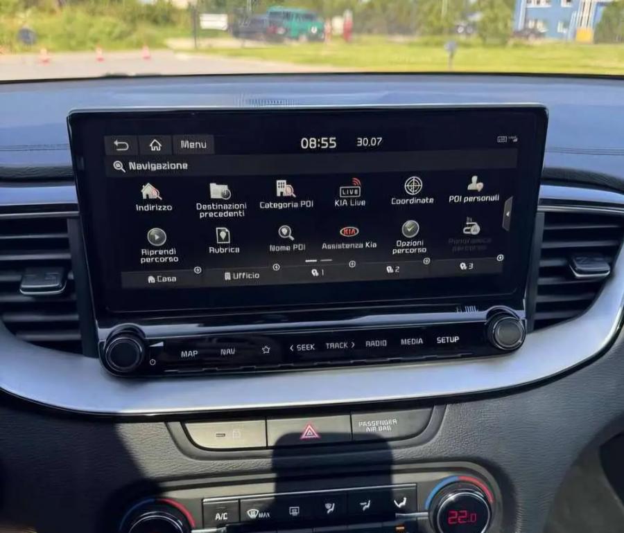 Blue Kia XCeed 2020 in Telschi, with an engine capacity of 1.60 L and mileage of 156 thousand km for 11790 €, photo 14 on AUTOMOTO.COM.LV