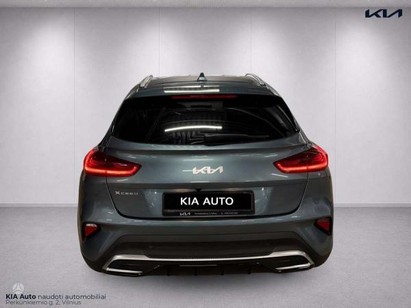 Blue Kia XCeed 2023 in Vilnius, with an engine capacity of 1.60 L and mileage of 81 thousand km for 18900 €, photo 4 on AUTOMOTO.COM.LV