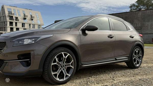 Киа XCeed 2020 в Клайпеда на AUTOMOTO.COM.LV Коричневый Киа XCeed 2020 в Клайпеда, объемом двигателя 1.59 л и пробегом 107 тыс. км за 15500 €, фото 6 на AUTOMOTO.COM.LV