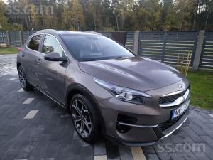 Brūns Kia XCeed 2021 Rīga, ar dzinēja tilpumu 1.60 L un nobraukumu 129 tūkst. km par 15999 €, foto  vietnē AUTOMOTO.COM.LV