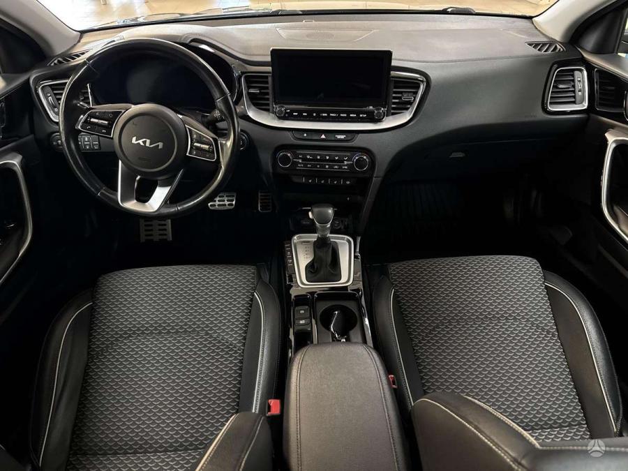 Киа XCeed 2022 в Вильнюс, объемом двигателя 1.50 л и пробегом 102 тыс. км за 17400 €, фото 12 на AUTOMOTO.COM.LV