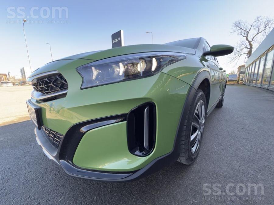 Green Kia XCeed 2023 in Jelgava, with an engine capacity of 1.50 L and mileage of 31 thousand km for 25500 €, photo 17 on AUTOMOTO.COM.LV