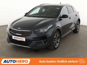 Grey Kia XCeed 2019 in Kaunas, with an engine capacity of 1.60 L and mileage of 64 thousand km for 24357 €, photo  on AUTOMOTO.COM.LV