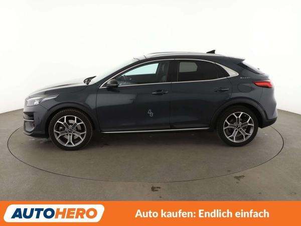 Grey Kia XCeed 2019 in Kaunas, with an engine capacity of 1.60 L and mileage of 64 thousand km for 24357 €, photo 3 on AUTOMOTO.COM.LV