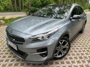 Grey Kia XCeed 2020 in Vilnius, with an engine capacity of 1.60 L and mileage of 234 thousand km for 12899 €, photo 3 on AUTOMOTO.COM.LV
