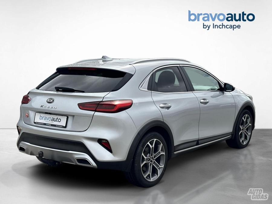 Grey Kia XCeed 2020 in Klaipeda, with an engine capacity of 1.40 L and mileage of 49 thousand km for 18991 €, photo 6 on AUTOMOTO.COM.LV