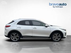 Grey Kia XCeed 2020 in Klaipeda, with an engine capacity of 1.40 L and mileage of 49 thousand km for 18991 €, photo 7 on AUTOMOTO.COM.LV