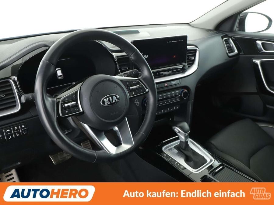Grey Kia XCeed 2021 in Kaunas, with an engine capacity of 1.60 L and mileage of 33 thousand km for 23183 €, photo 11 on AUTOMOTO.COM.LV