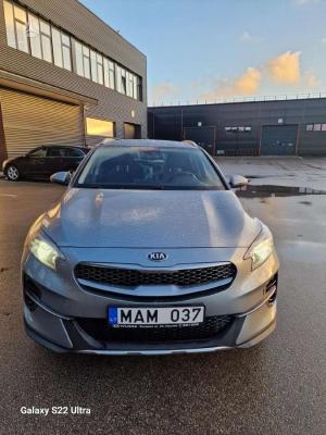 Pelēks Kia XCeed 2021 Klaipėda, ar dzinēja tilpumu 1.35 L un nobraukumu 45 tūkst. km par 18000 €, foto 2 vietnē AUTOMOTO.COM.LV