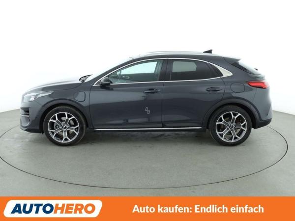 Grey Kia XCeed 2021 in Kaunas, with an engine capacity of 1.60 L and mileage of 33 thousand km for 23183 €, photo 3 on AUTOMOTO.COM.LV