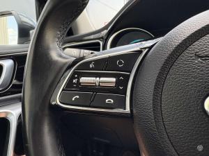 Grey Kia XCeed 2021 in Vilnius, with an engine capacity of 1.58 L and mileage of 109 thousand km for 16999 €, photo 8 on AUTOMOTO.COM.LV