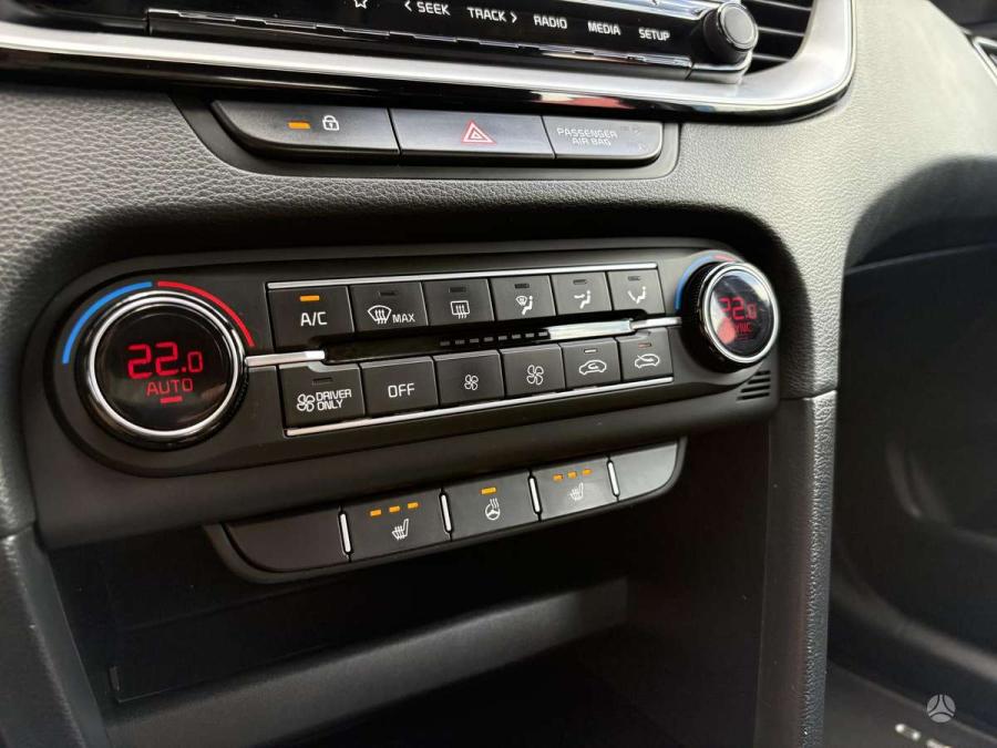 Grey Kia XCeed 2021 in Vilnius, with an engine capacity of 1.58 L and mileage of 109 thousand km for 16999 €, photo 15 on AUTOMOTO.COM.LV