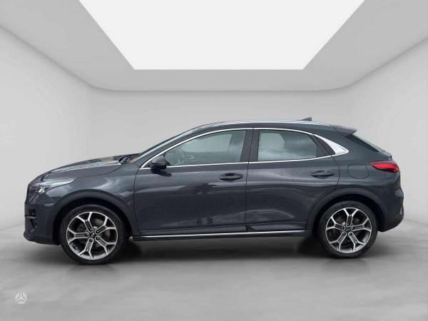 Grey Kia XCeed 2021 in Kaunas, with an engine capacity of 1.60 L and mileage of 117 thousand km for 14990 €, photo 3 on AUTOMOTO.COM.LV