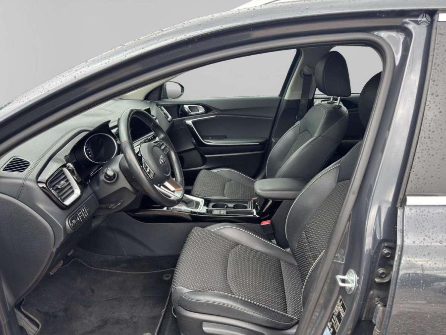 Серый Киа XCeed 2021 в Каунас, объемом двигателя 1.60 л и пробегом 117 тыс. км за 14990 €, фото 10 на AUTOMOTO.COM.LV