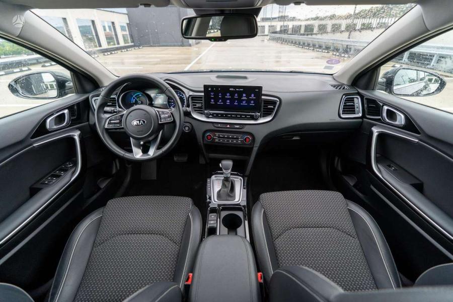 Серый Киа XCeed 2021 в Вильнюс, объемом двигателя 1.58 л и пробегом 46 тыс. км за 17700 €, фото 19 на AUTOMOTO.COM.LV