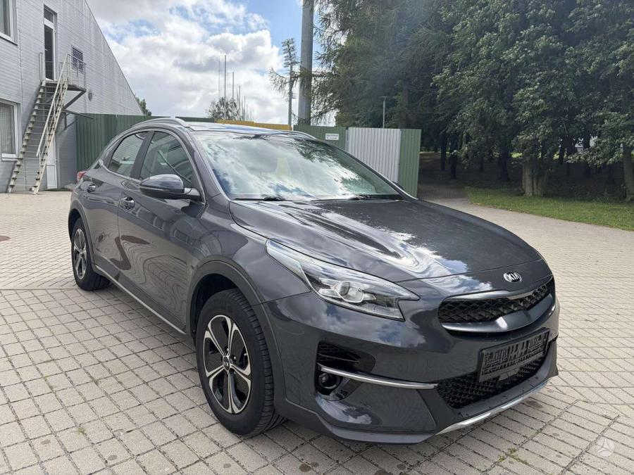 Pelēks Kia XCeed 2021 Marijampole, ar dzinēja tilpumu 1.58 L un nobraukumu 110 tūkst. km par 16900 €, foto 8 vietnē AUTOMOTO.COM.LV