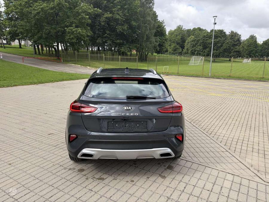 Pelēks Kia XCeed 2021 Marijampole, ar dzinēja tilpumu 1.58 L un nobraukumu 110 tūkst. km par 16900 €, foto 12 vietnē AUTOMOTO.COM.LV