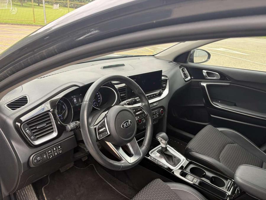 Pelēks Kia XCeed 2021 Marijampole, ar dzinēja tilpumu 1.58 L un nobraukumu 110 tūkst. km par 16900 €, foto 17 vietnē AUTOMOTO.COM.LV