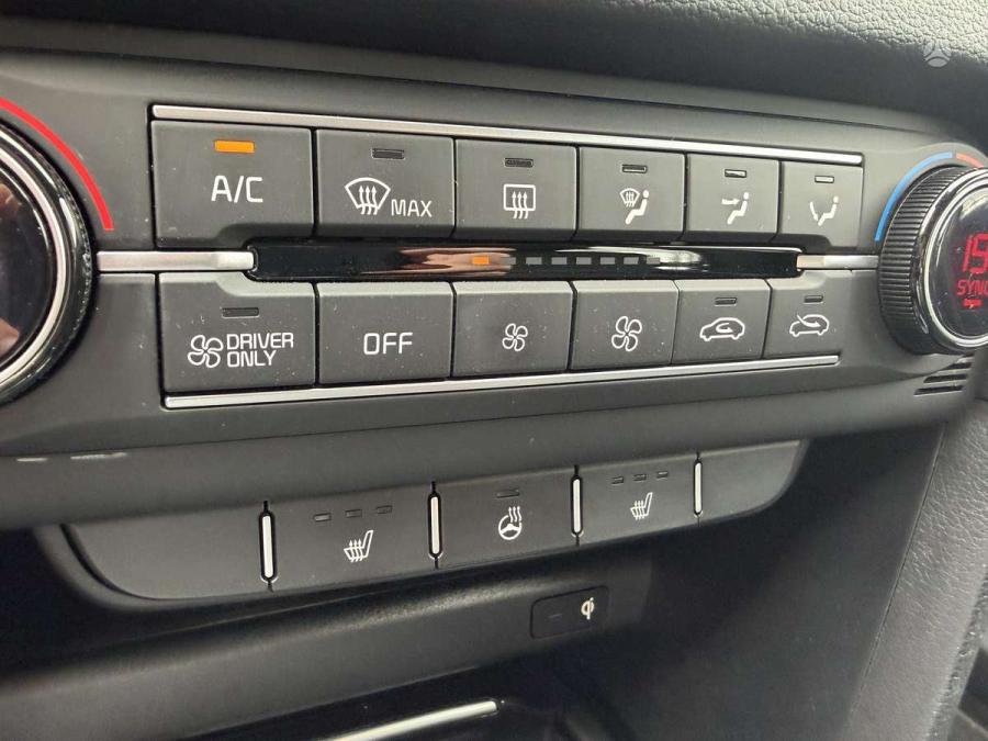 Pelēks Kia XCeed 2021 Marijampole, ar dzinēja tilpumu 1.58 L un nobraukumu 110 tūkst. km par 16900 €, foto 21 vietnē AUTOMOTO.COM.LV