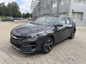 Grey Kia XCeed 2021 in Marijampole, with an engine capacity of 1.58 L and mileage of 110 thousand km for 16900 €, photo  on AUTOMOTO.COM.LV