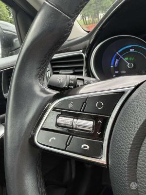 Grey Kia XCeed 2021 in Marijampole, with an engine capacity of 1.58 L and mileage of 110 thousand km for 16900 €, photo 19 on AUTOMOTO.COM.LV
