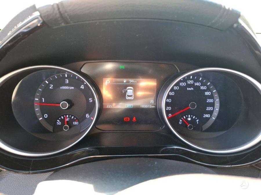 Pelēks Kia XCeed 2023 Viļņa, ar dzinēja tilpumu 1.60 L un nobraukumu 184 tūkst. km par 13499 €, foto 5 vietnē AUTOMOTO.COM.LV