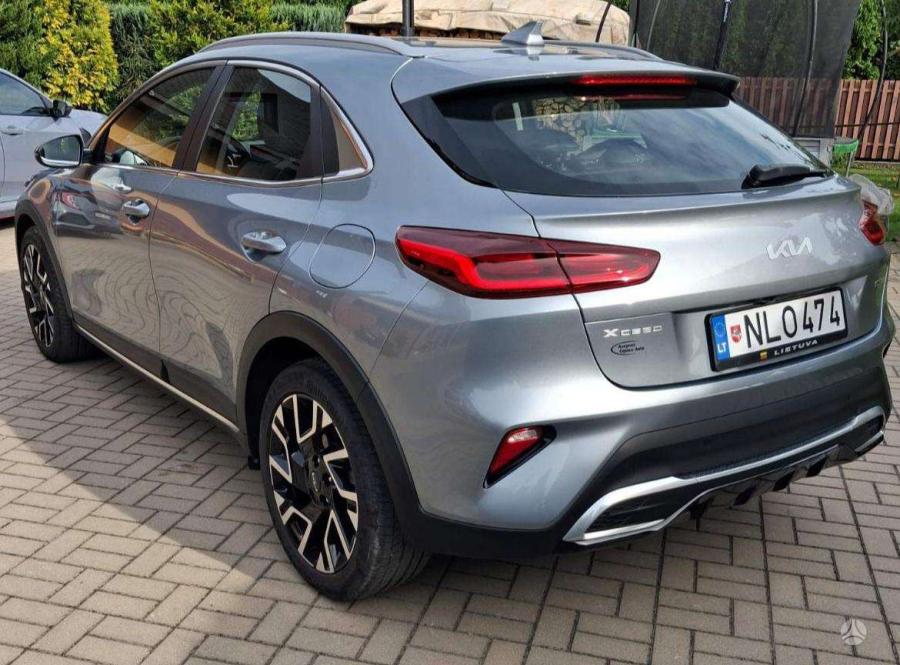 Pelēks Kia XCeed 2023 Marijampole, ar dzinēja tilpumu 1.48 L un nobraukumu 19 tūkst. km par 17700 €, foto 4 vietnē AUTOMOTO.COM.LV