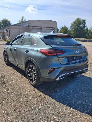 Серый Киа XCeed 2024 в Рокишкис, объемом двигателя 1.50 л и пробегом 22 тыс. км за 10850 €, фото 5 на AUTOMOTO.COM.LV