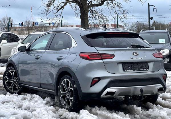 Pelēks Kia XCeed 2019 Klaipėda, ar dzinēja tilpumu 1.60 L un nobraukumu 223 tūkst. km par 11111 €, foto 4 vietnē AUTOMOTO.COM.LV