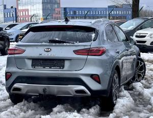 Grey Kia XCeed 2019 in Klaipeda, with an engine capacity of 1.60 L and mileage of 223 thousand km for 11111 €, photo 13 on AUTOMOTO.COM.LV