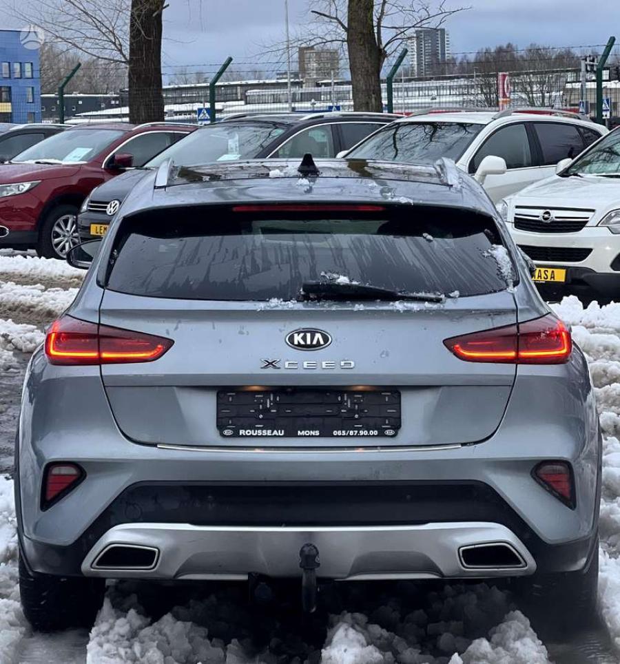 Grey Kia XCeed 2019 in Klaipeda, with an engine capacity of 1.60 L and mileage of 223 thousand km for 11111 €, photo 22 on AUTOMOTO.COM.LV