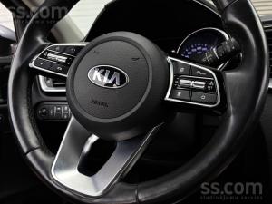Grey Kia XCeed 2020 in Riga, with an engine capacity of 1.40 L and mileage of 175 thousand km for 13500 €, photo 12 on AUTOMOTO.COM.LV