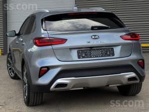 Grey Kia XCeed 2020 in Riga, with an engine capacity of 1.40 L and mileage of 175 thousand km for 13500 €, photo 29 on AUTOMOTO.COM.LV