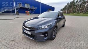 Серый Киа XCeed 2020 в Рига, объемом двигателя 1.40 л и пробегом 71 тыс. км за 14500 €, фото  на AUTOMOTO.COM.LV