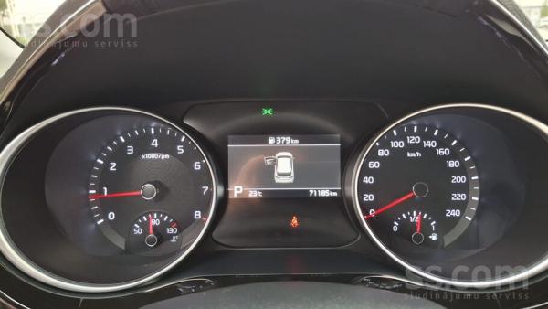 Grey Kia XCeed 2020 in Riga, with an engine capacity of 1.40 L and mileage of 71 thousand km for 14500 €, photo 7 on AUTOMOTO.COM.LV