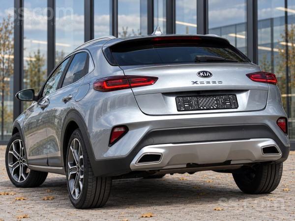 Kia XCeed 2020 in Riga on AUTOMOTO.COM.LV Grey Kia XCeed 2020 in Riga, with an engine capacity of 1.40 L and mileage of 175 thousand km for 13200 €, photo 5 on AUTOMOTO.COM.LV