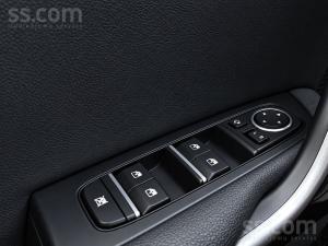 Grey Kia XCeed 2020 in Riga, with an engine capacity of 1.40 L and mileage of 175 thousand km for 13200 €, photo 13 on AUTOMOTO.COM.LV