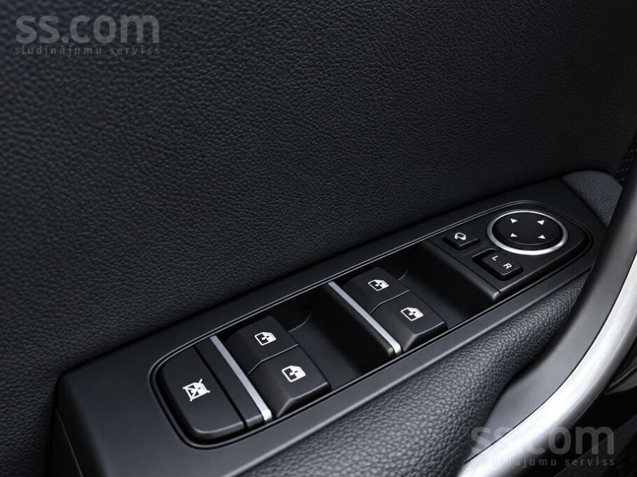 Grey Kia XCeed 2020 in Riga, with an engine capacity of 1.40 L and mileage of 175 thousand km for 13200 €, photo 13 on AUTOMOTO.COM.LV