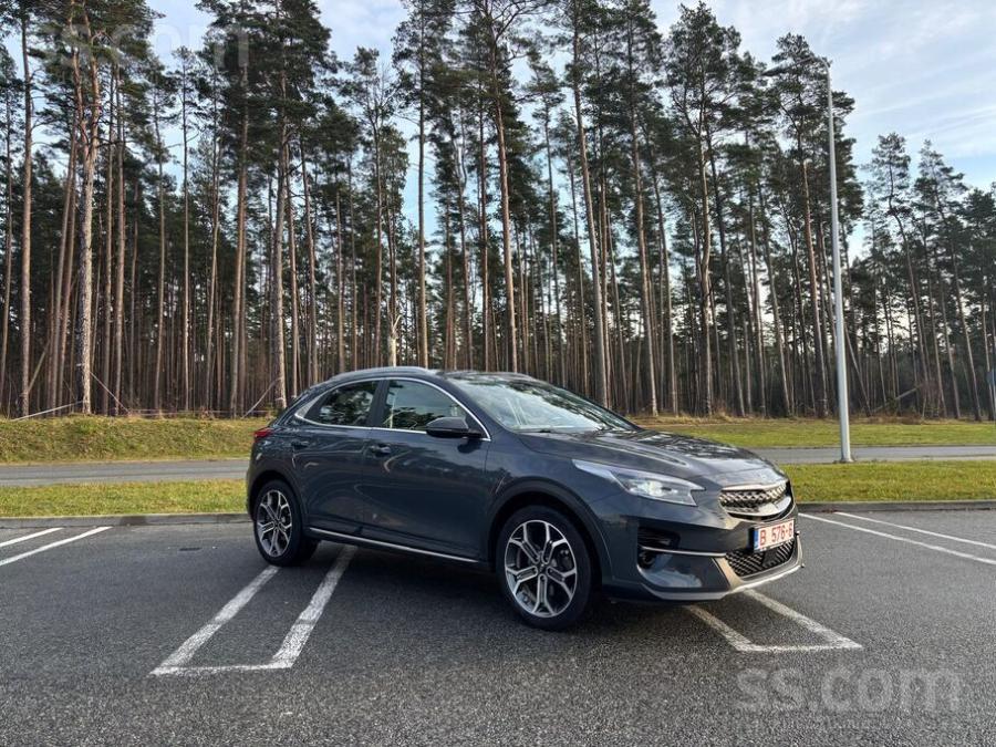 Pelēks Kia XCeed 2021 Rīga, ar dzinēja tilpumu 1.60 L un nobraukumu 30 tūkst. km par 19200 €, foto 4 vietnē AUTOMOTO.COM.LV